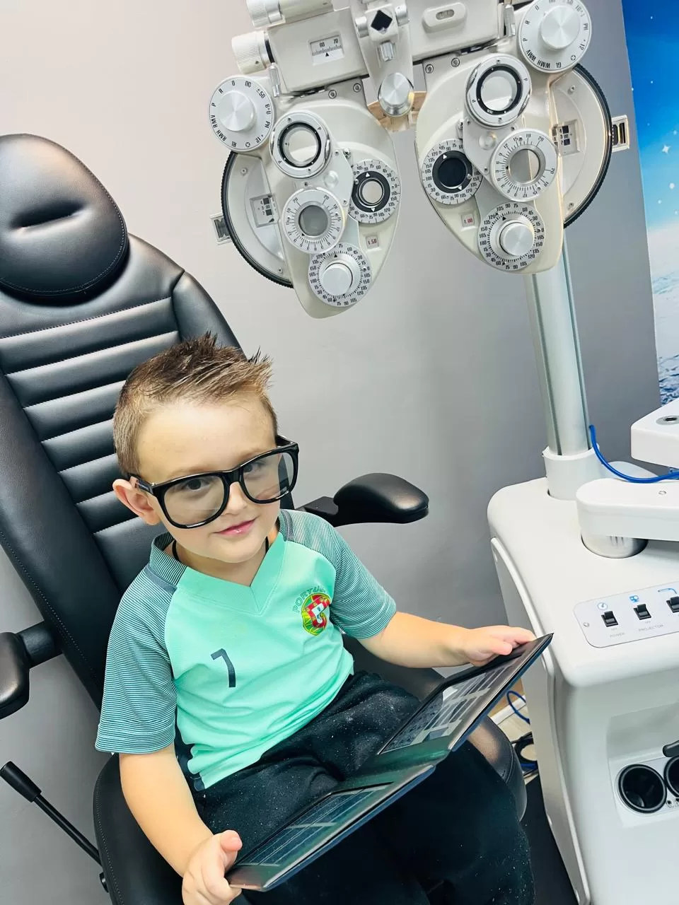 Magnifeye Kids | Children’s Eye Tests & Eye Care Specialists